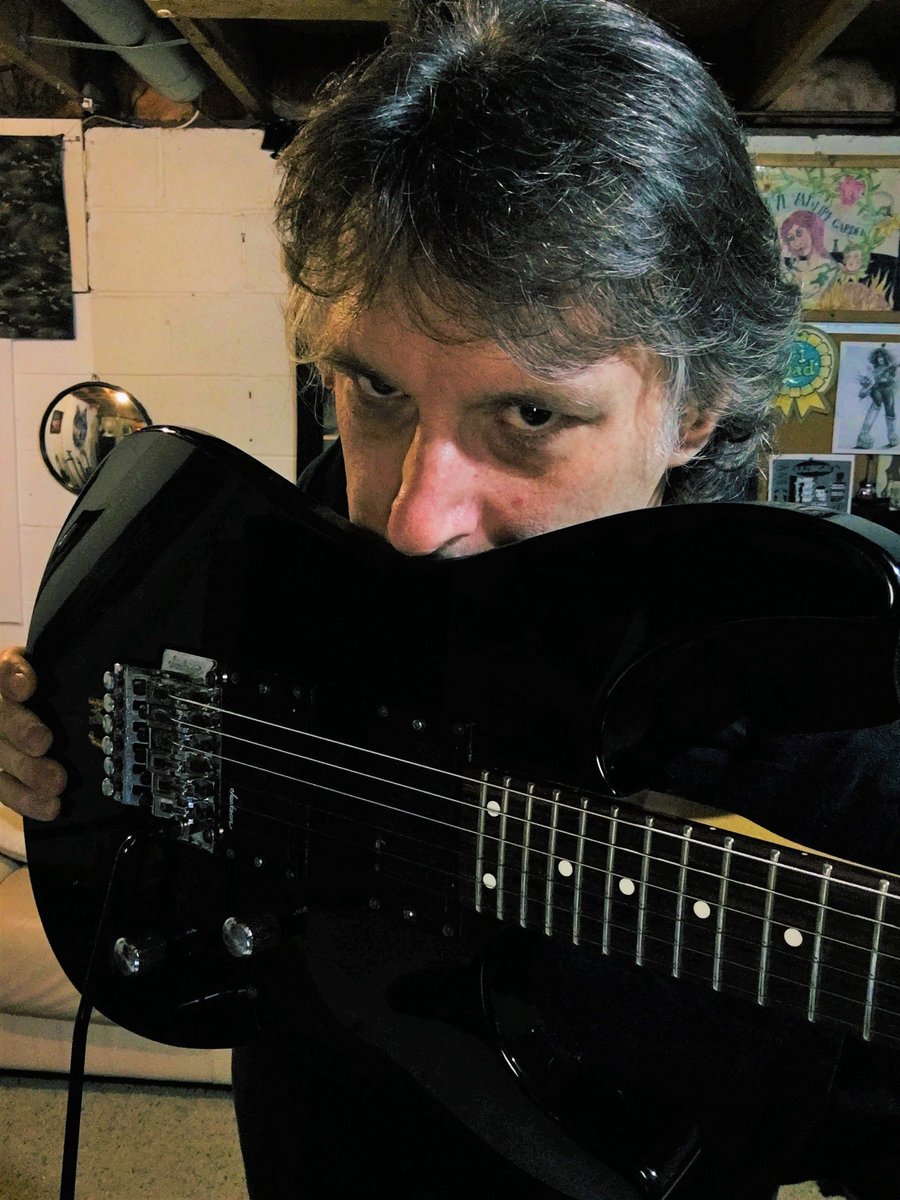 Mike Quesnel - Utopia Calling (2021) | Mike Quesnel