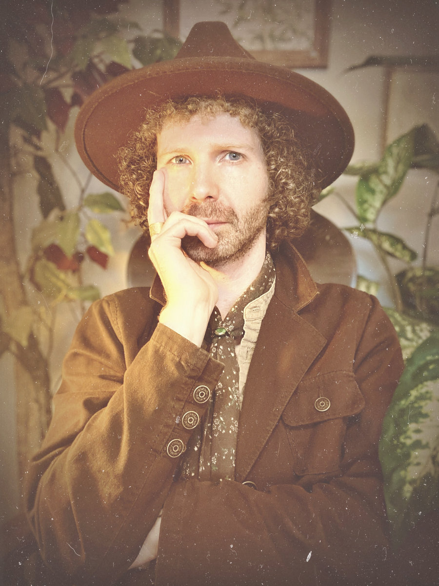 Famile Chorus | Van Tassel's Uncanny Elixir