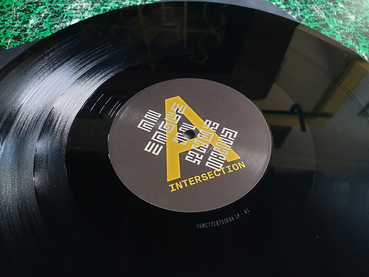 Intersection | An Eagle in your Mind