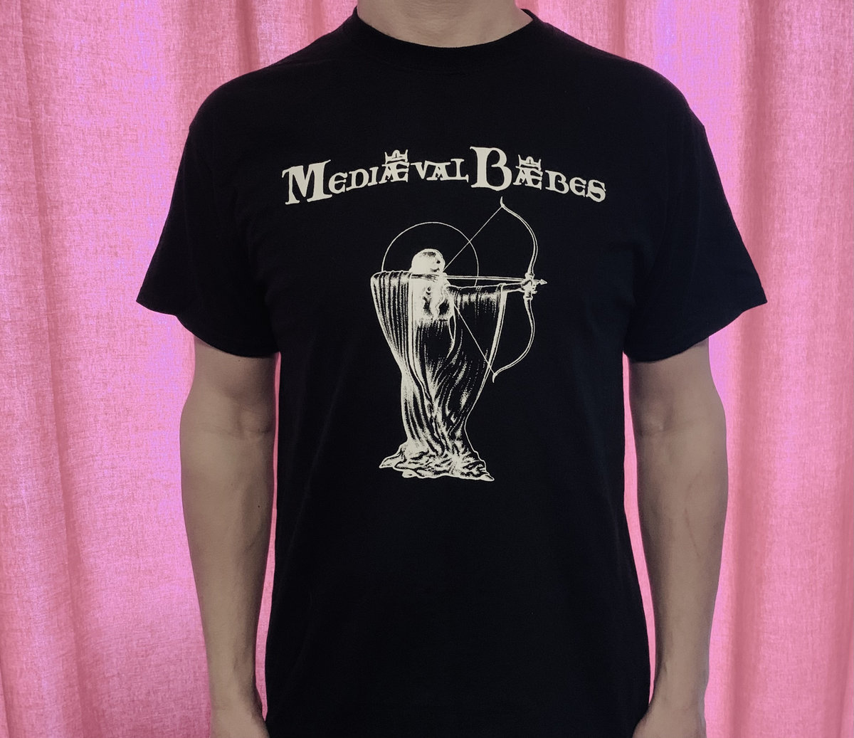 The Huntress T-shirt - Black | Mediæval Bæbes