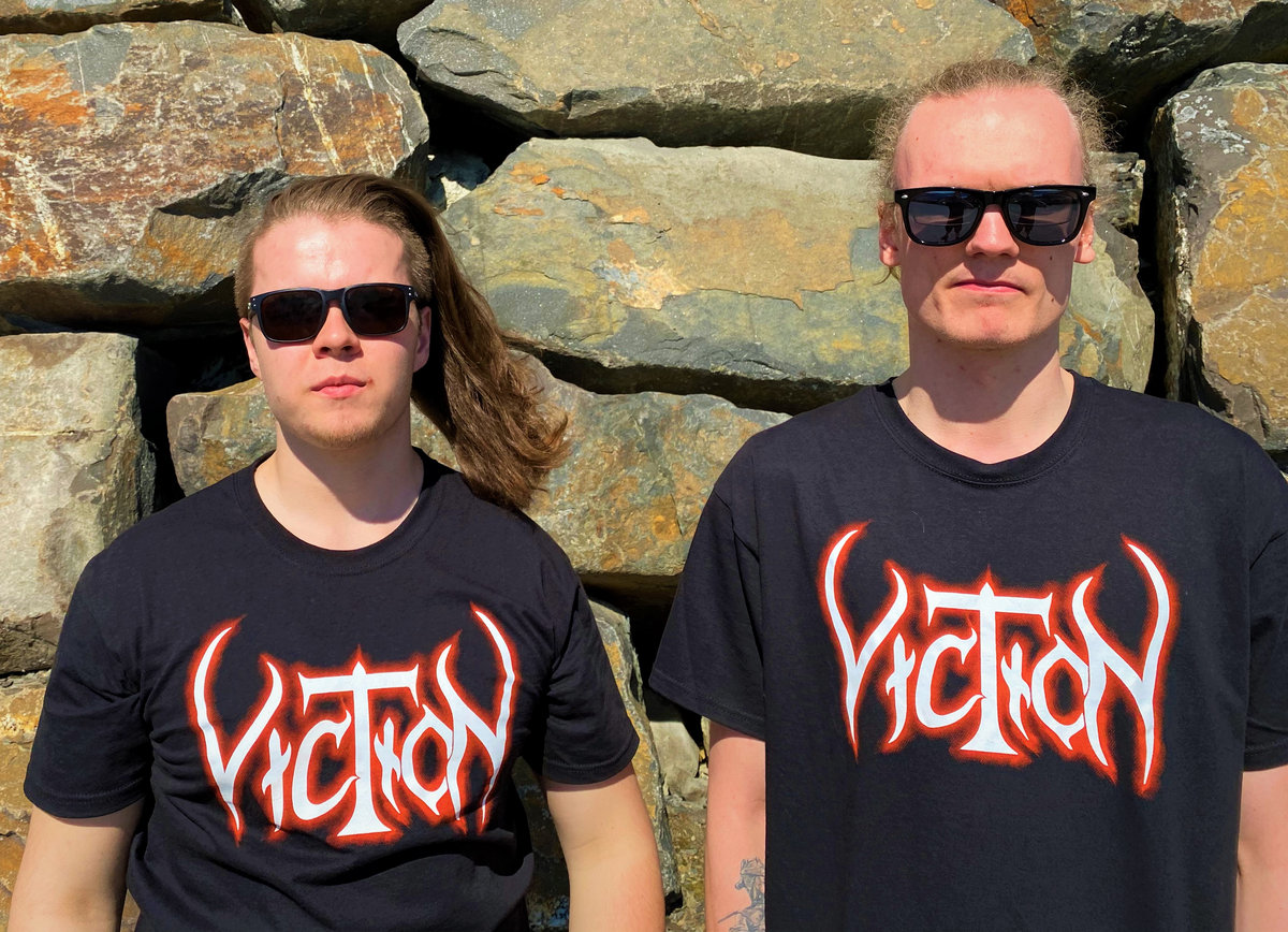 Viction Classic Logo T-Shirt | Viction