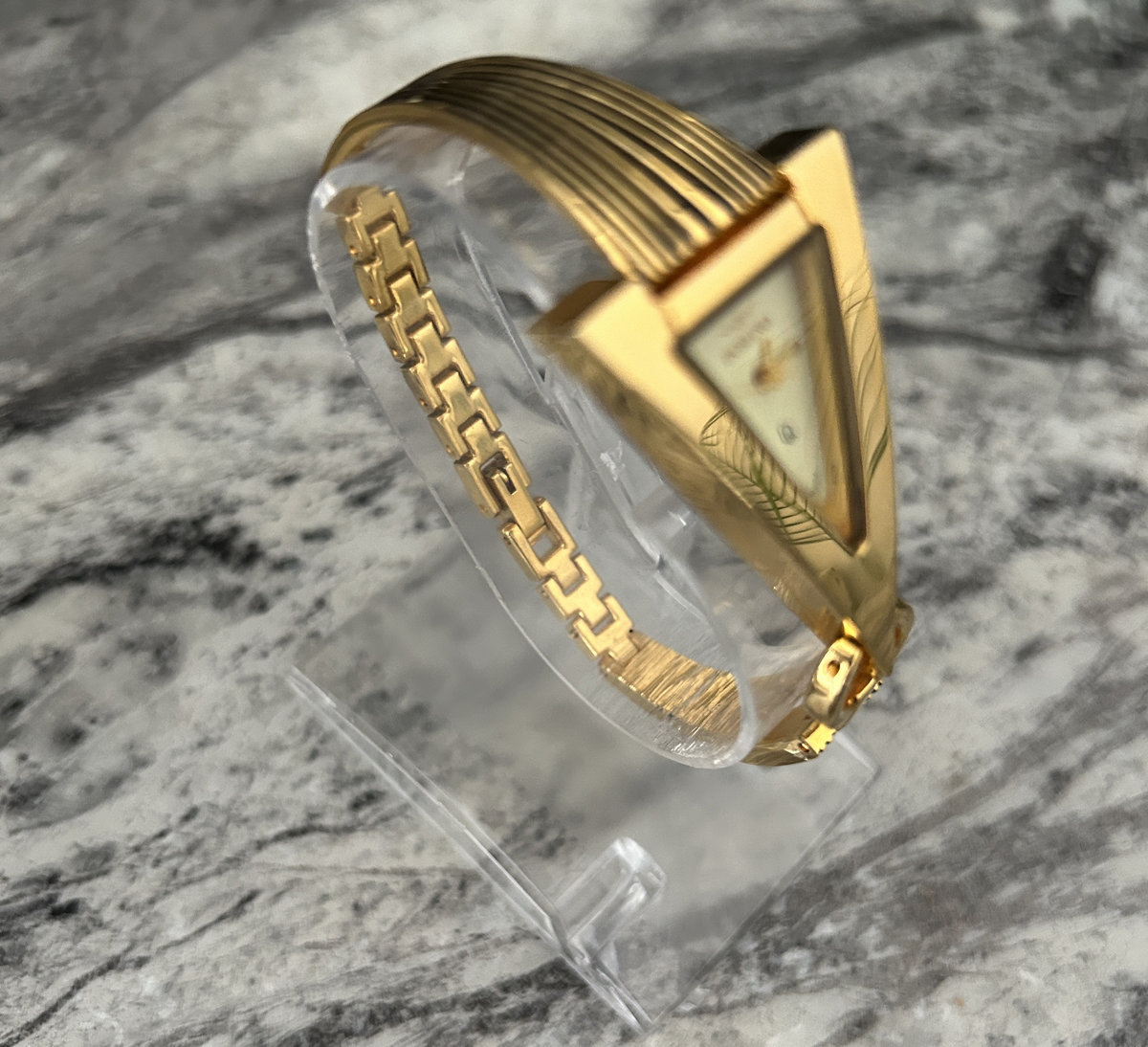 Mystified Domino Watch | System Olympia