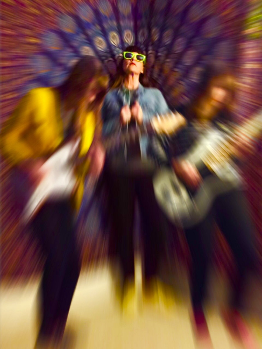 The Nostalgia Issue | Feminoise