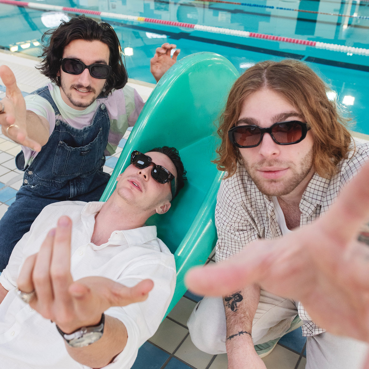 BLOOMING POINT | beach scum