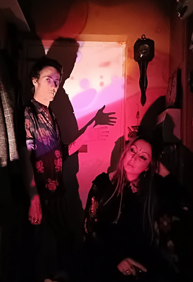 The Devil Makes a Sale | dollhaus