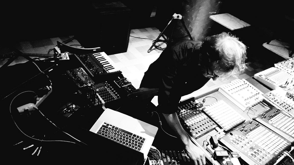 Encore | Mathias Delplanque