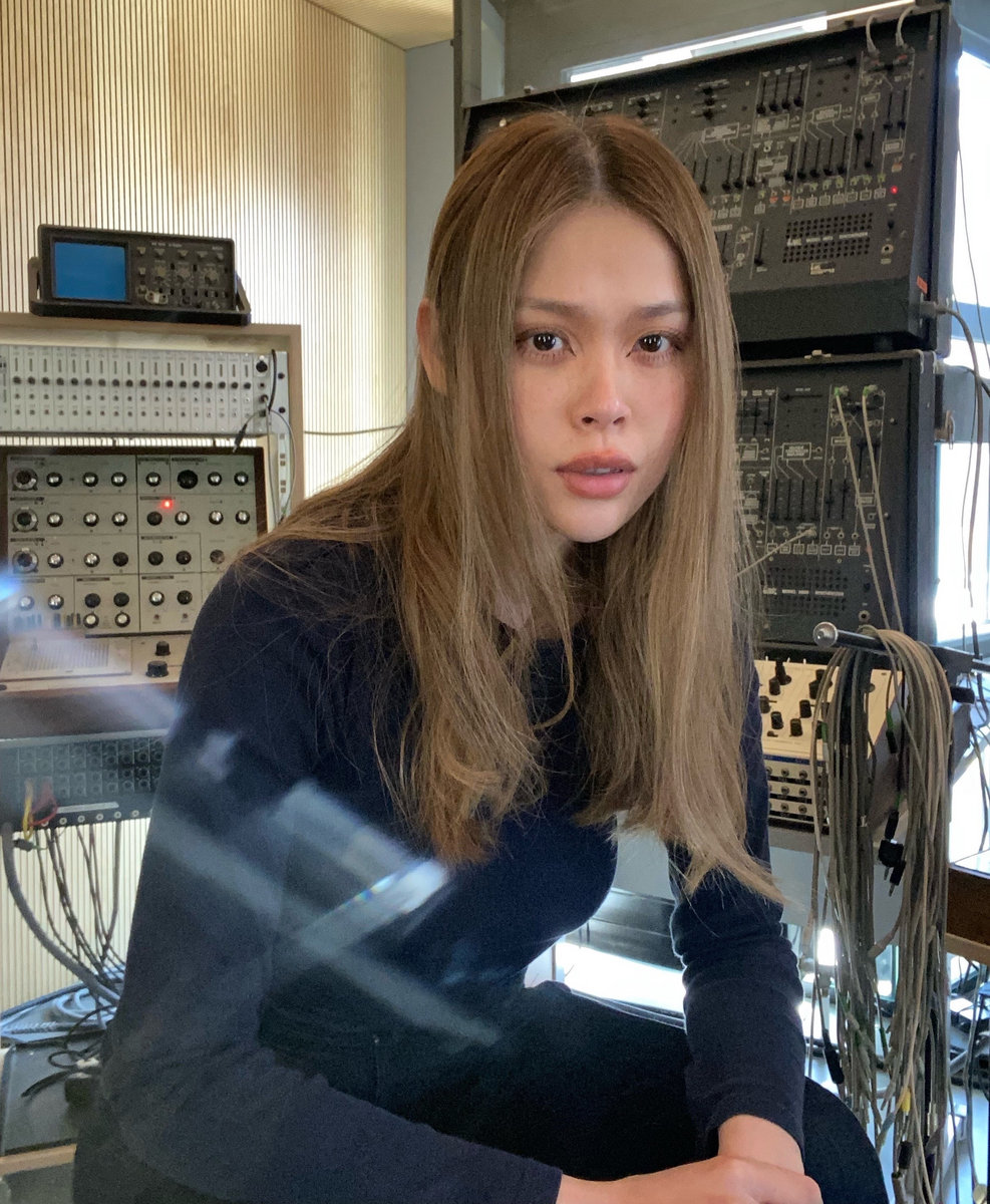 Notes on Listening | Suki Sou