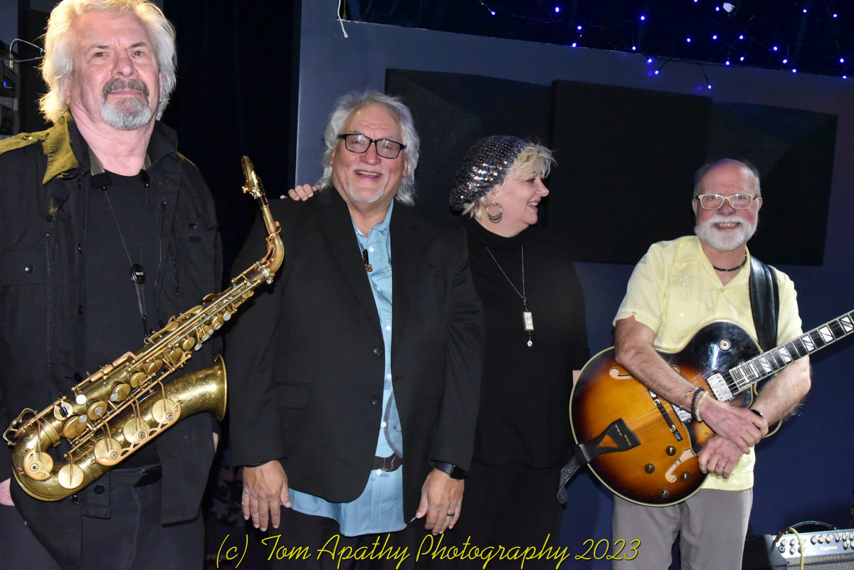 Piano Bar | Tracey Thomas with Tim Longfellow | Tracey Thomas