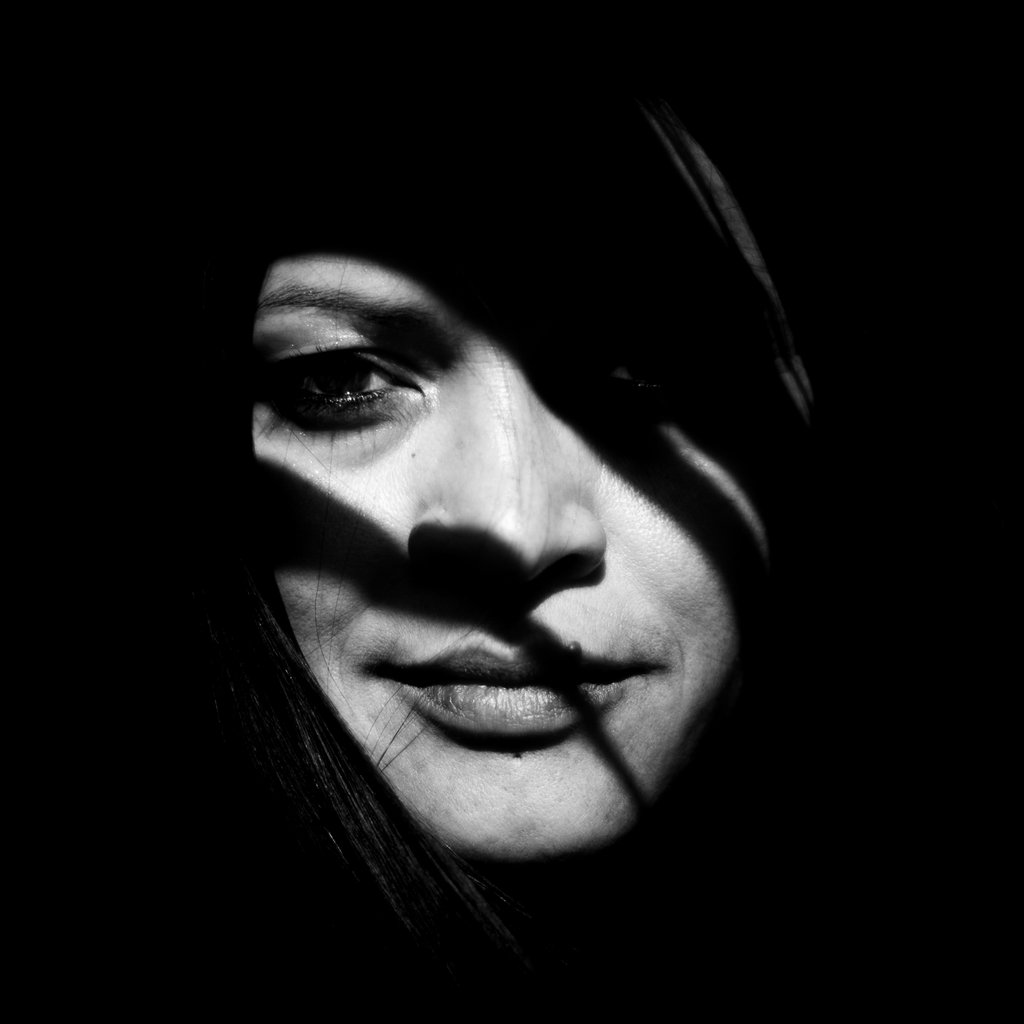 Azu Tiwaline’s Rippling Electronic Compositions Draw on Berber and ...