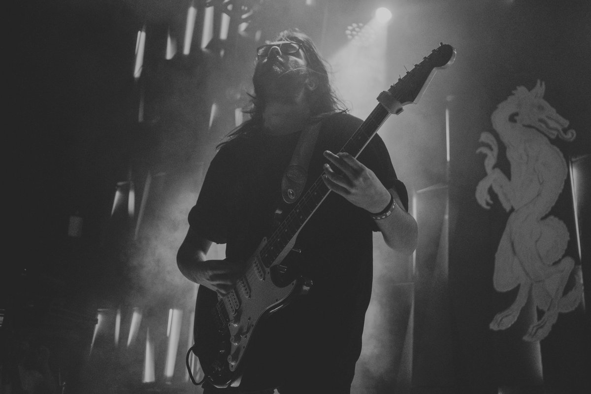 Plastic Clouds | Paralian