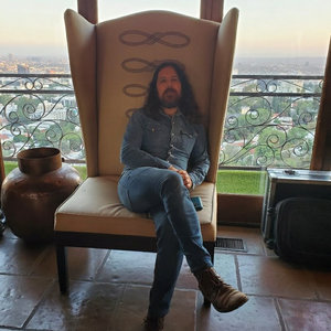 Music | Jeffrey Howell