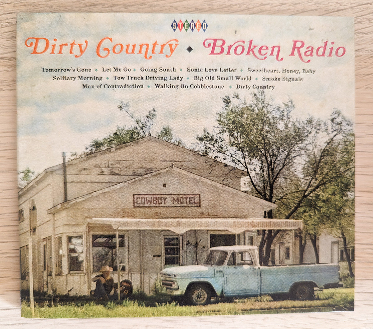 Dirty Country | Broken Radio