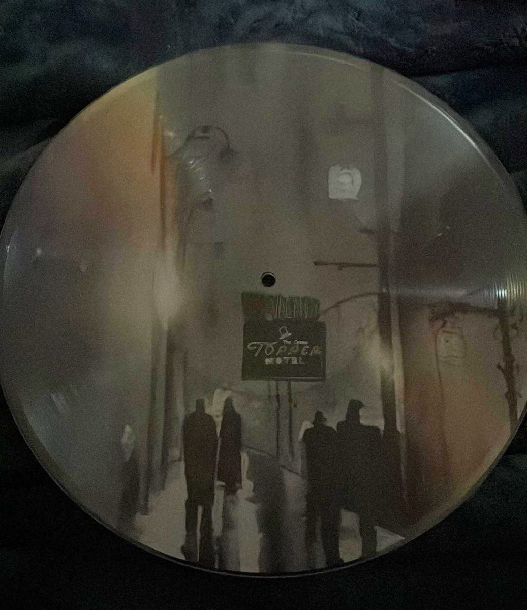 The Motel Cosmo Topper Collection | Cosmo Topper