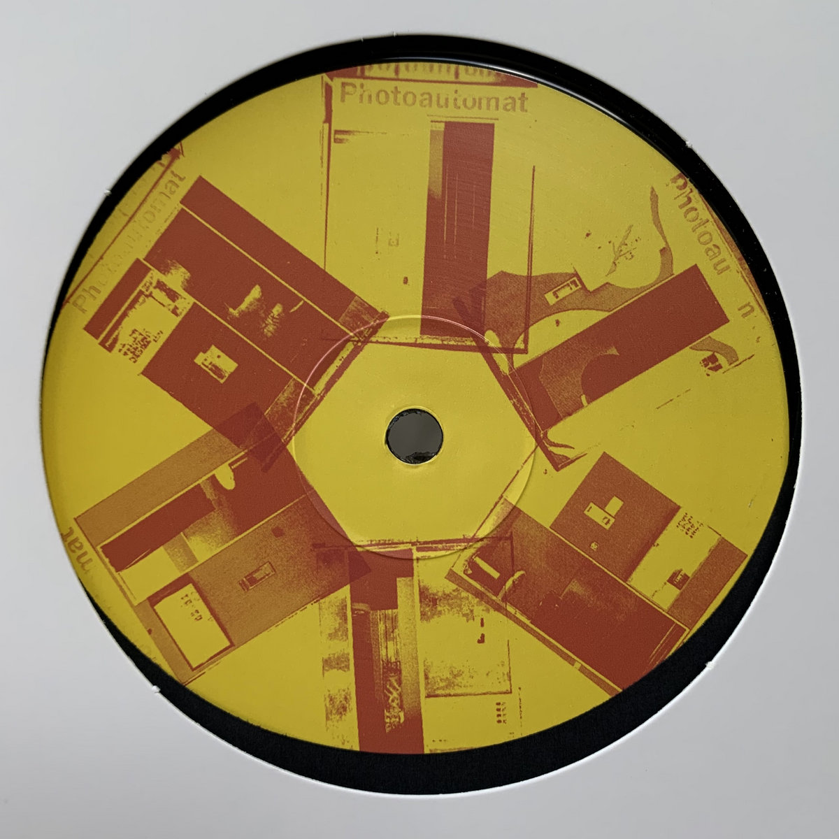 Photoautomat | Max Newton & Matalo! | Omena