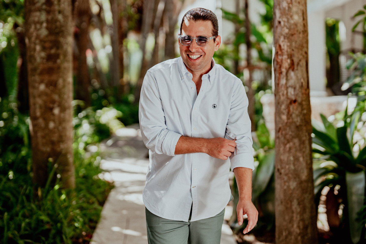 The Invasion Parade | Alfredo Rodriguez