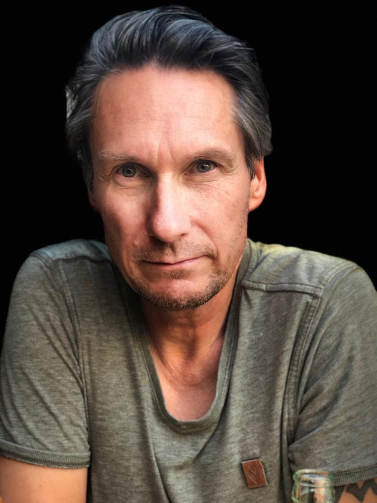 Thirty2 | Thomas Mattern