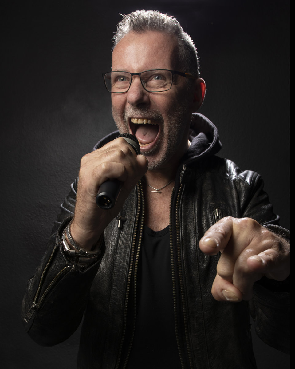 Collateral Damage | Ron 'Brew' Brouwer | Exi(s)t