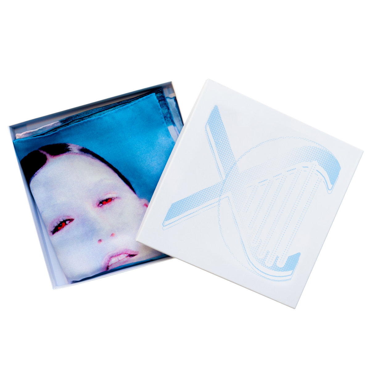 Eartheater 'Trinity' Scarf | Eartheater