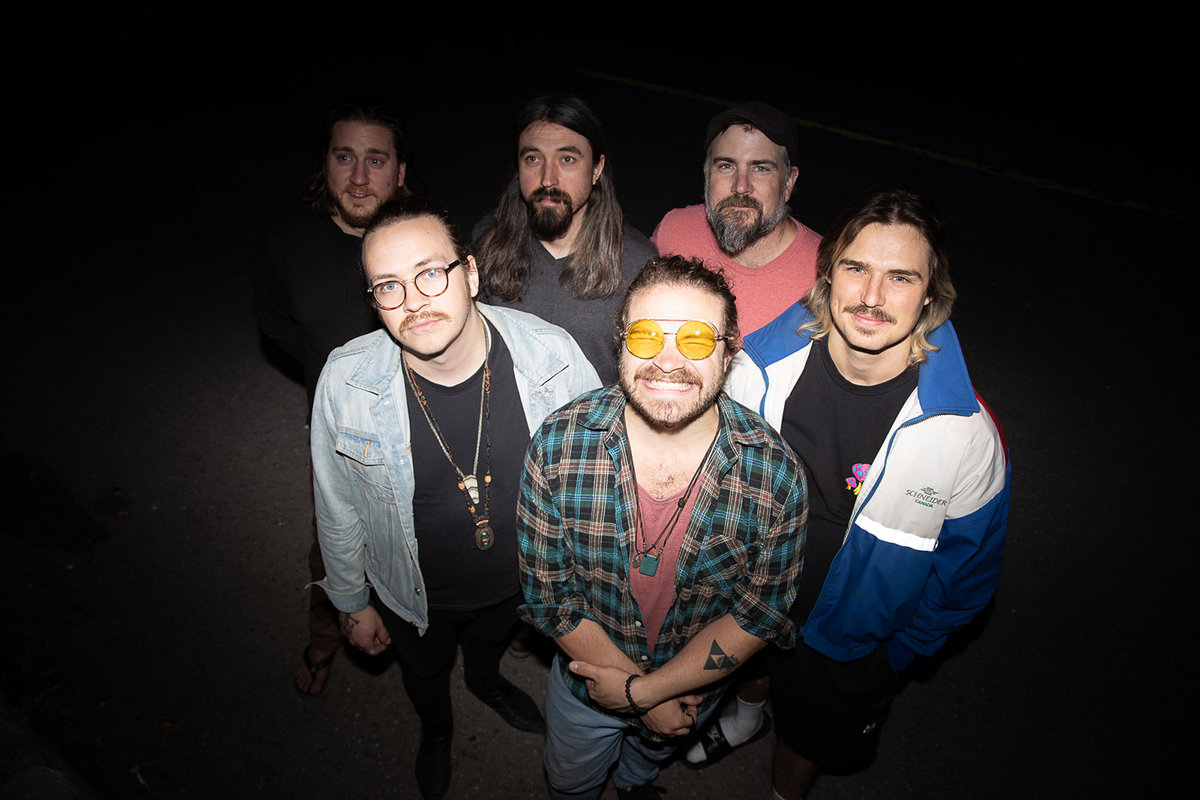 How to Kiss | Feverish Lemons