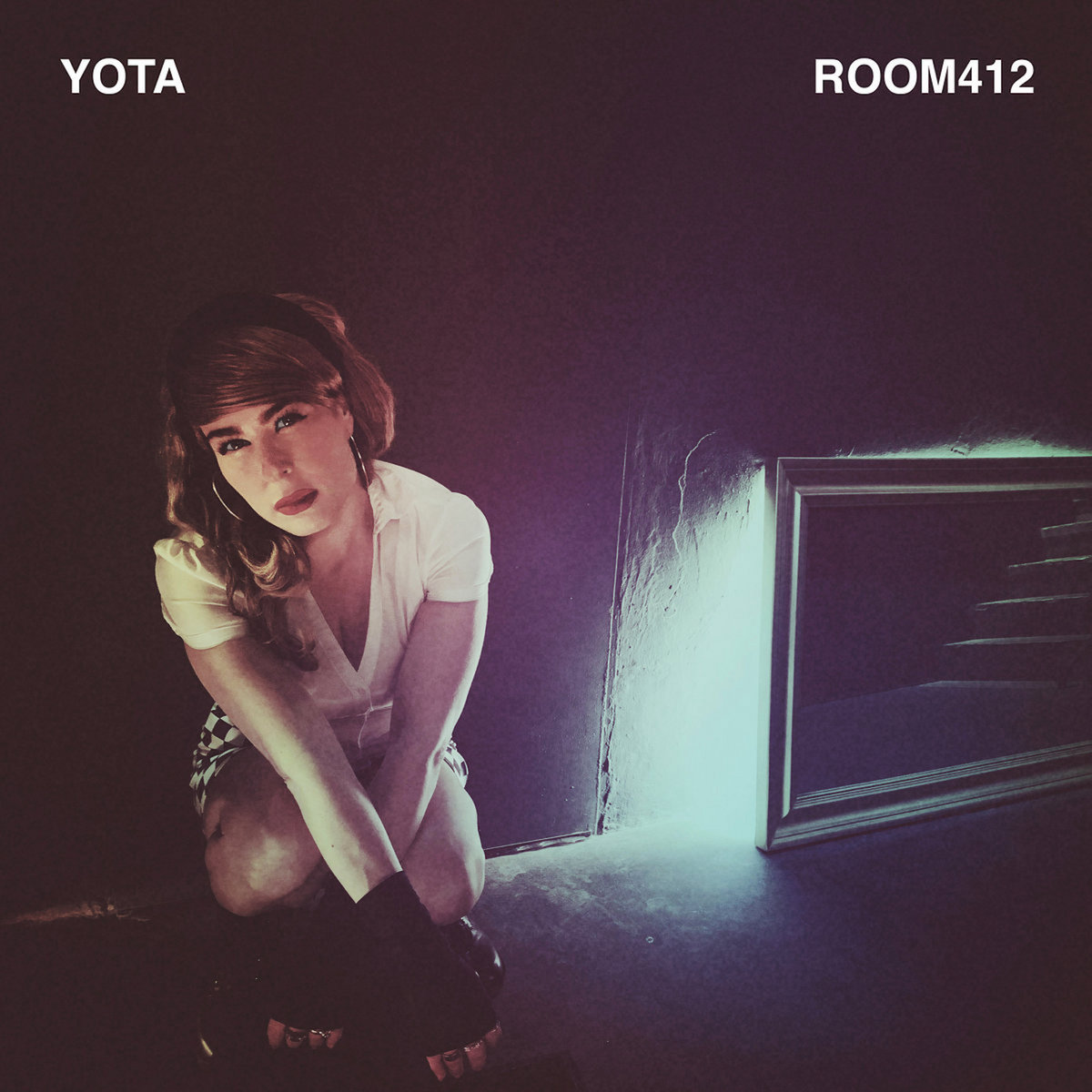 Room 412 | Yota | NewRetroWave