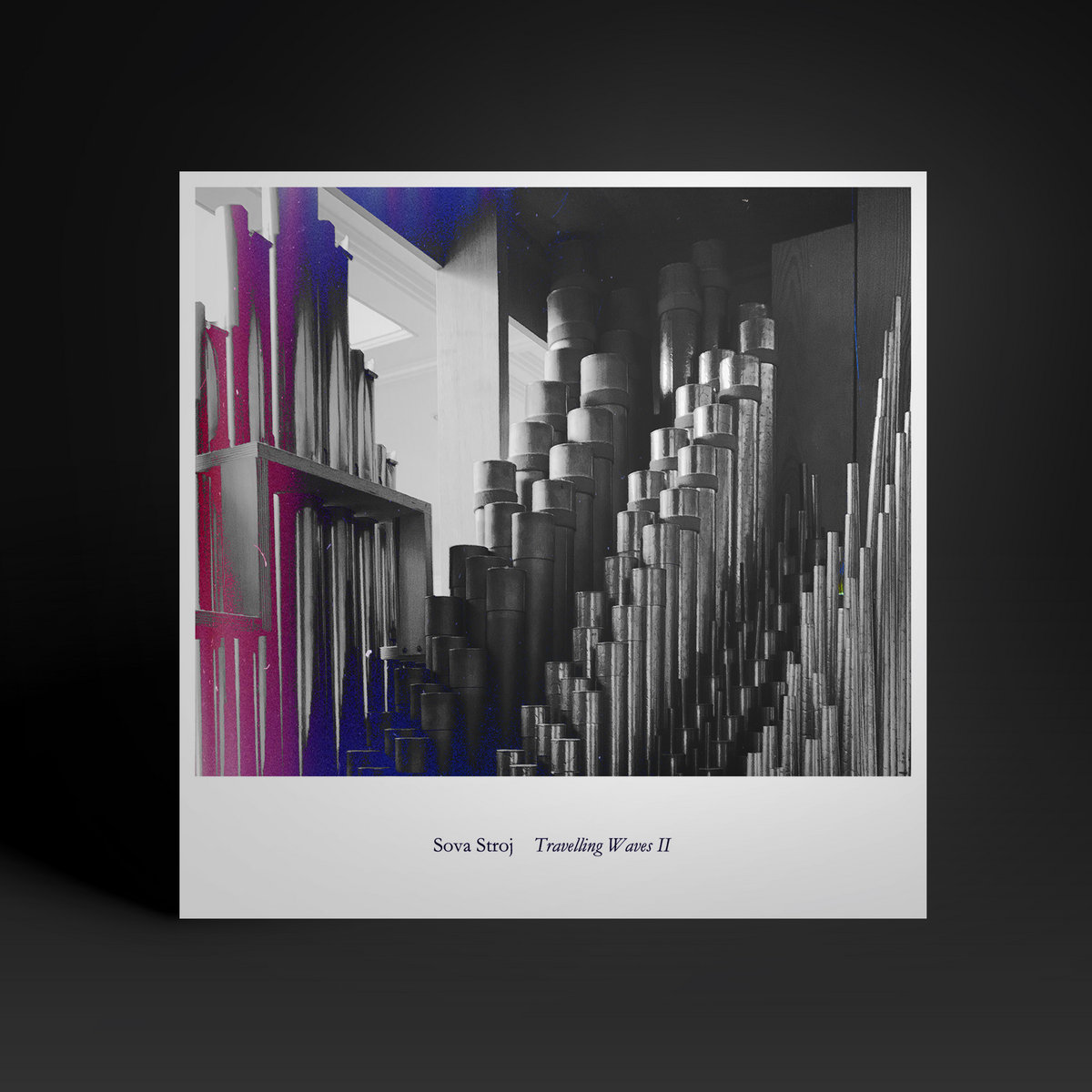 Travelling Waves II | Sova Stroj | Élan Vital