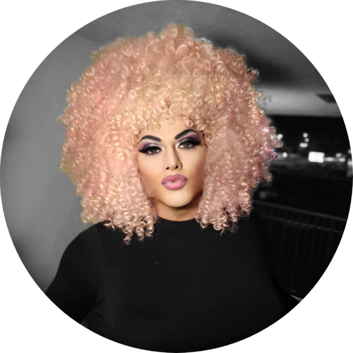 Destination Dance Floor | Womina Wells