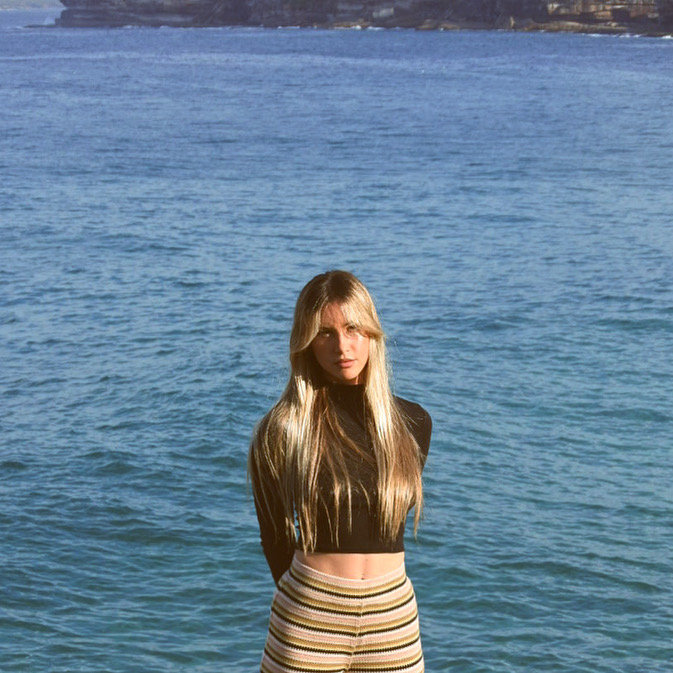 Moonflying (EP) | Jess Reiss