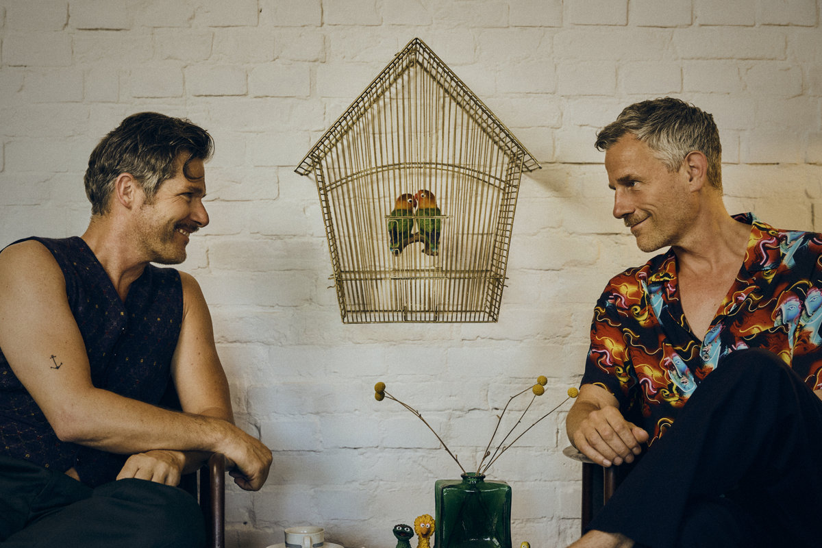 Modern Stalking Vol 2 | lovebirds