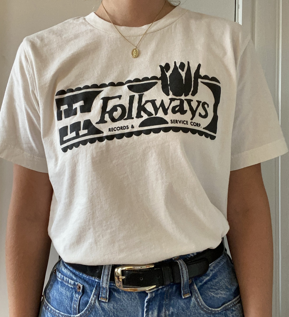 Folkways 75 Vintage Logo T-Shirt | Smithsonian Folkways Recordings