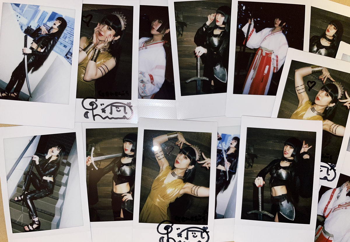 Isiliel "Genesis" 4 Cheki Set | Isiliel