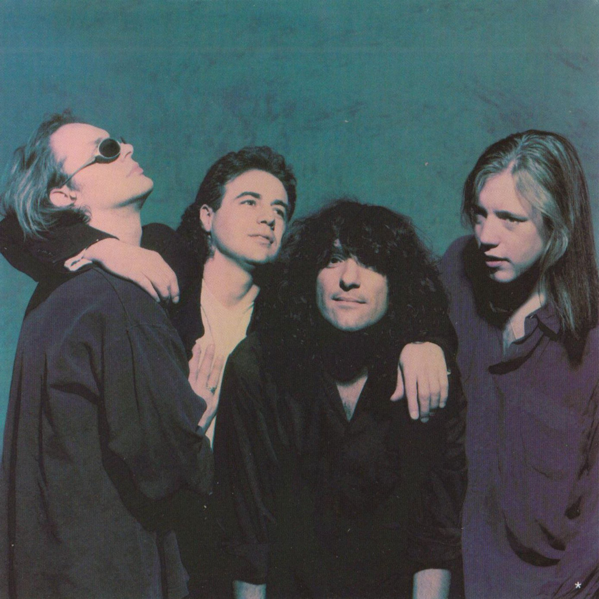 Last Link To The World | Blood Red Flower | Melodic Revolution Distribution