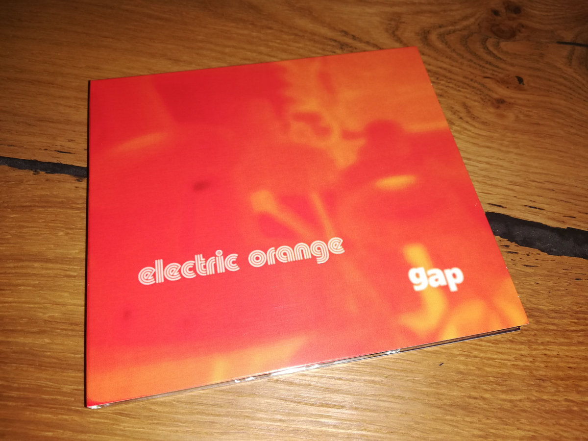 gap | Electric Orange