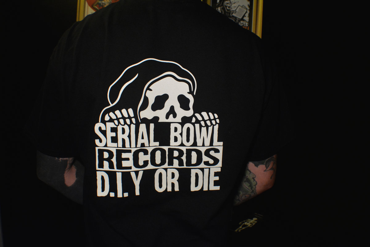 'The curse of Serial Bowl T-shirt | Serial Bowl Records