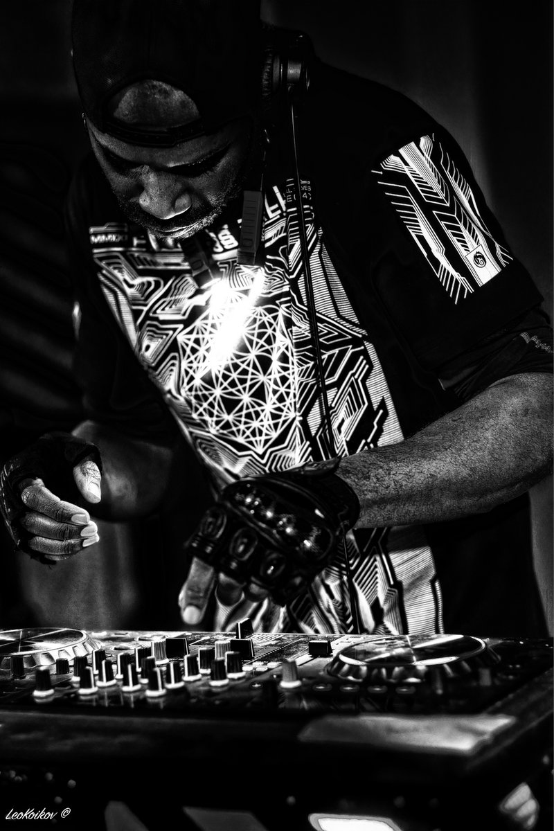 CHAMPION | Dark Machine Nation