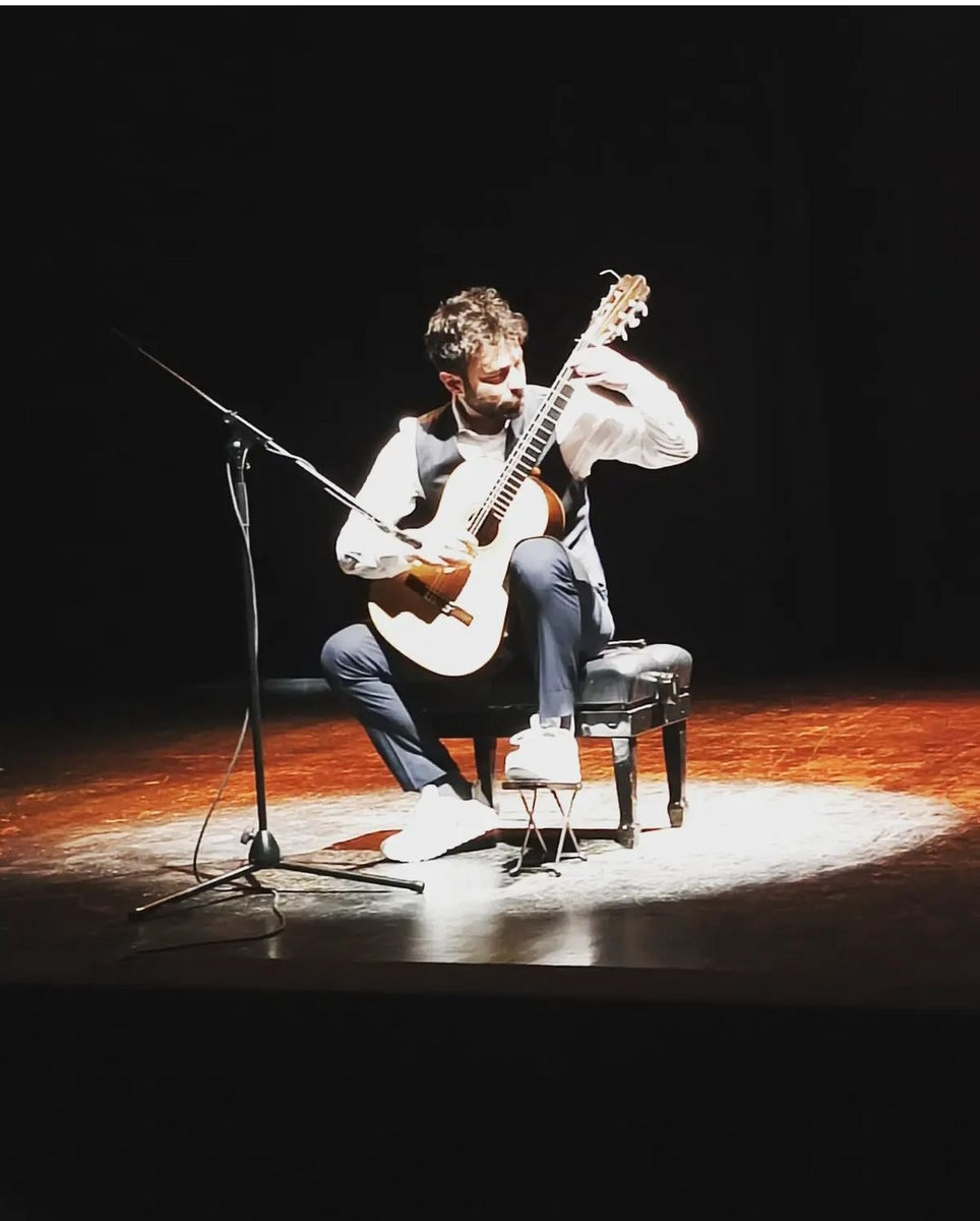 Vibrazioni | ANTONIO LORISO