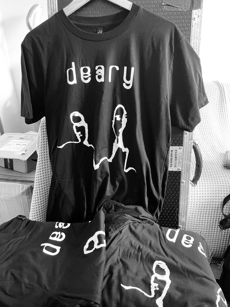 deary worm t-shirt | deary