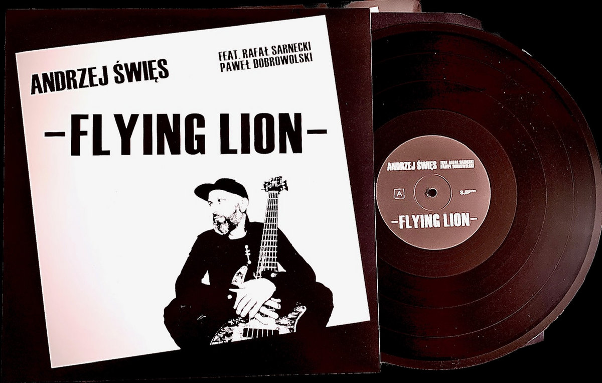 FLYING LION | Andrzej Święs | Flying Lion