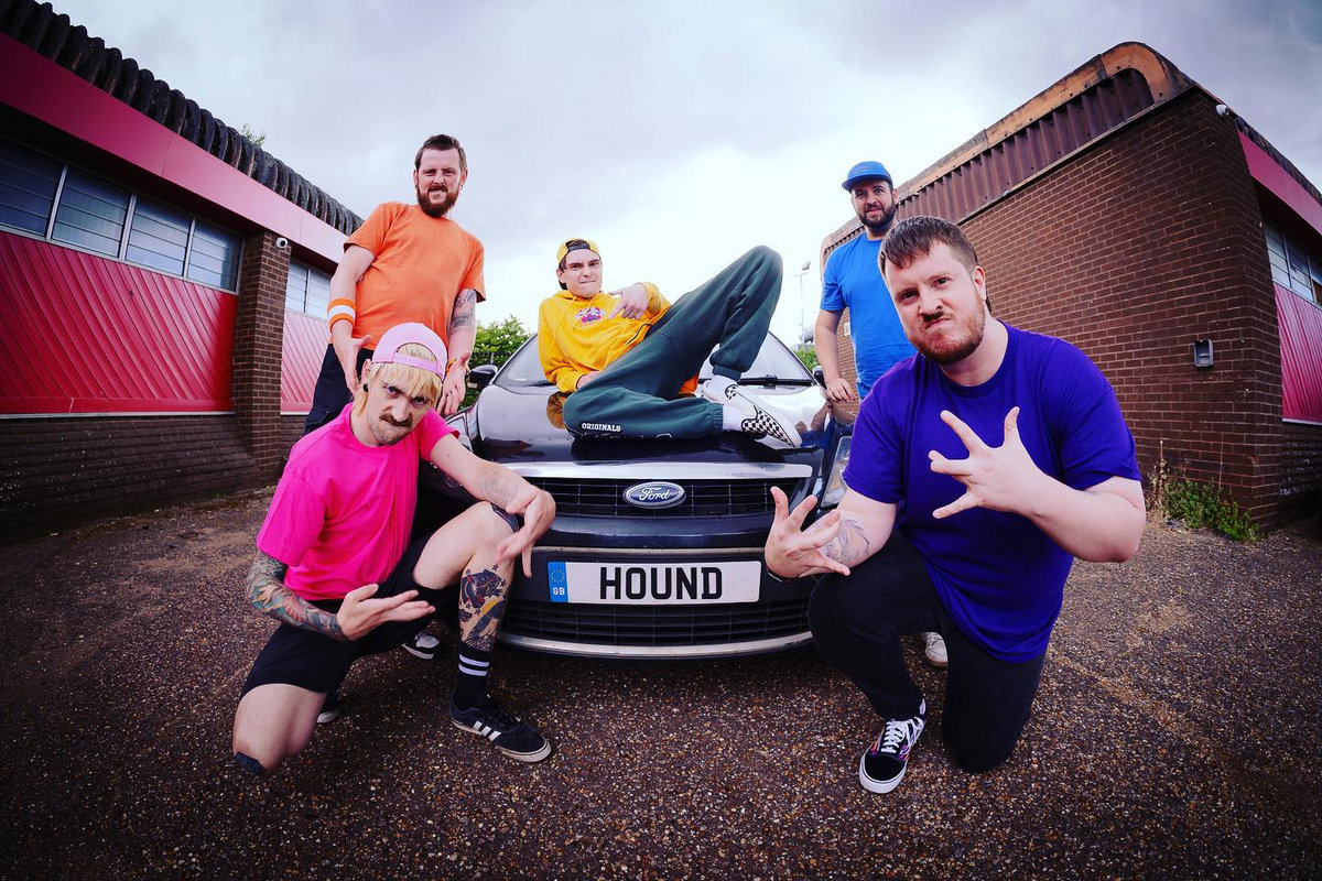 The Way A Dog Loves Pizza | Hound