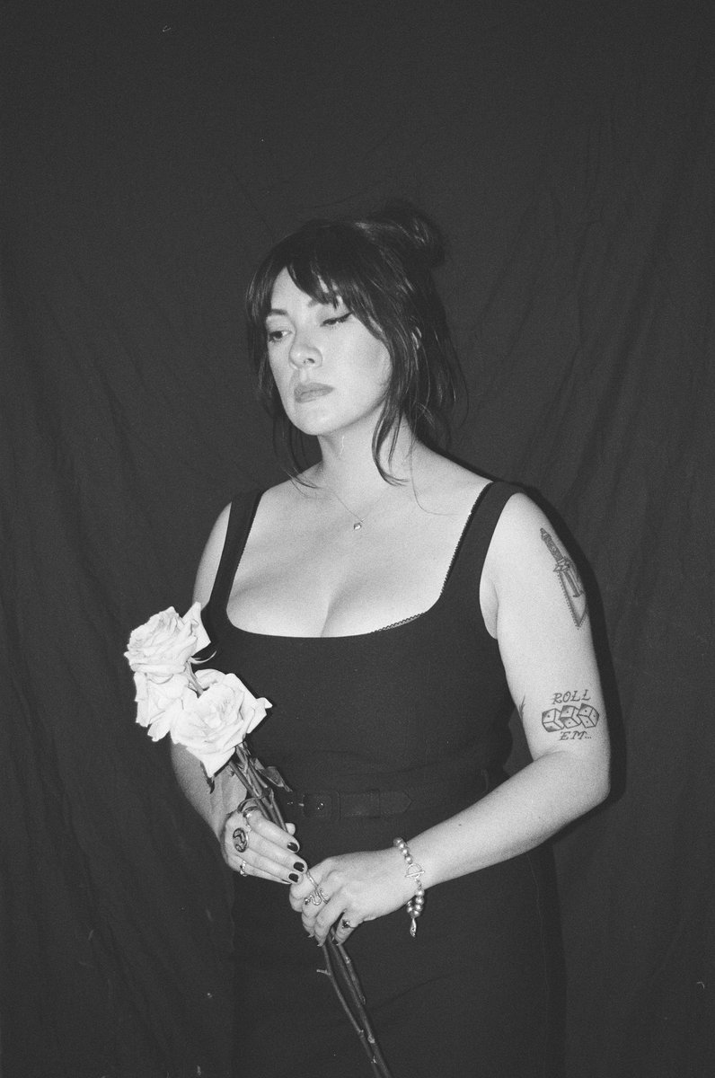 Live From The Tom Thumb | Lo Barnes