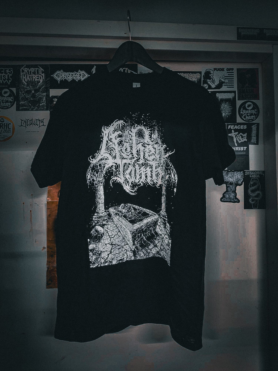 Ashen Tomb T-Shirt | Ashen Tomb