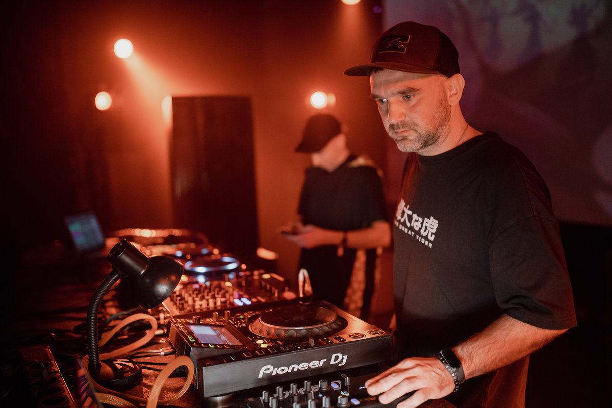 Structure | Chronos, Spectrum Vision | Spectrum Vision