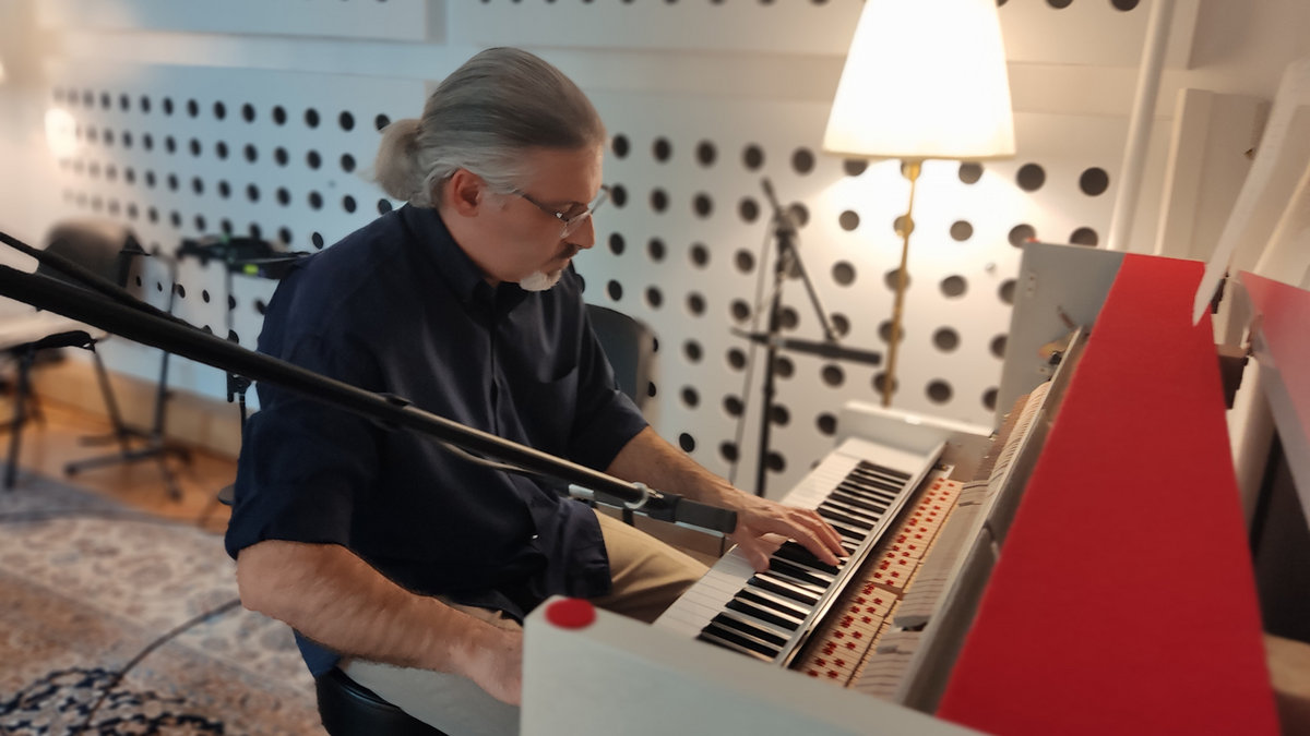 Ad astra (to the stars) (Musical eulogy for Prof. John Hugh Seiradakis ...