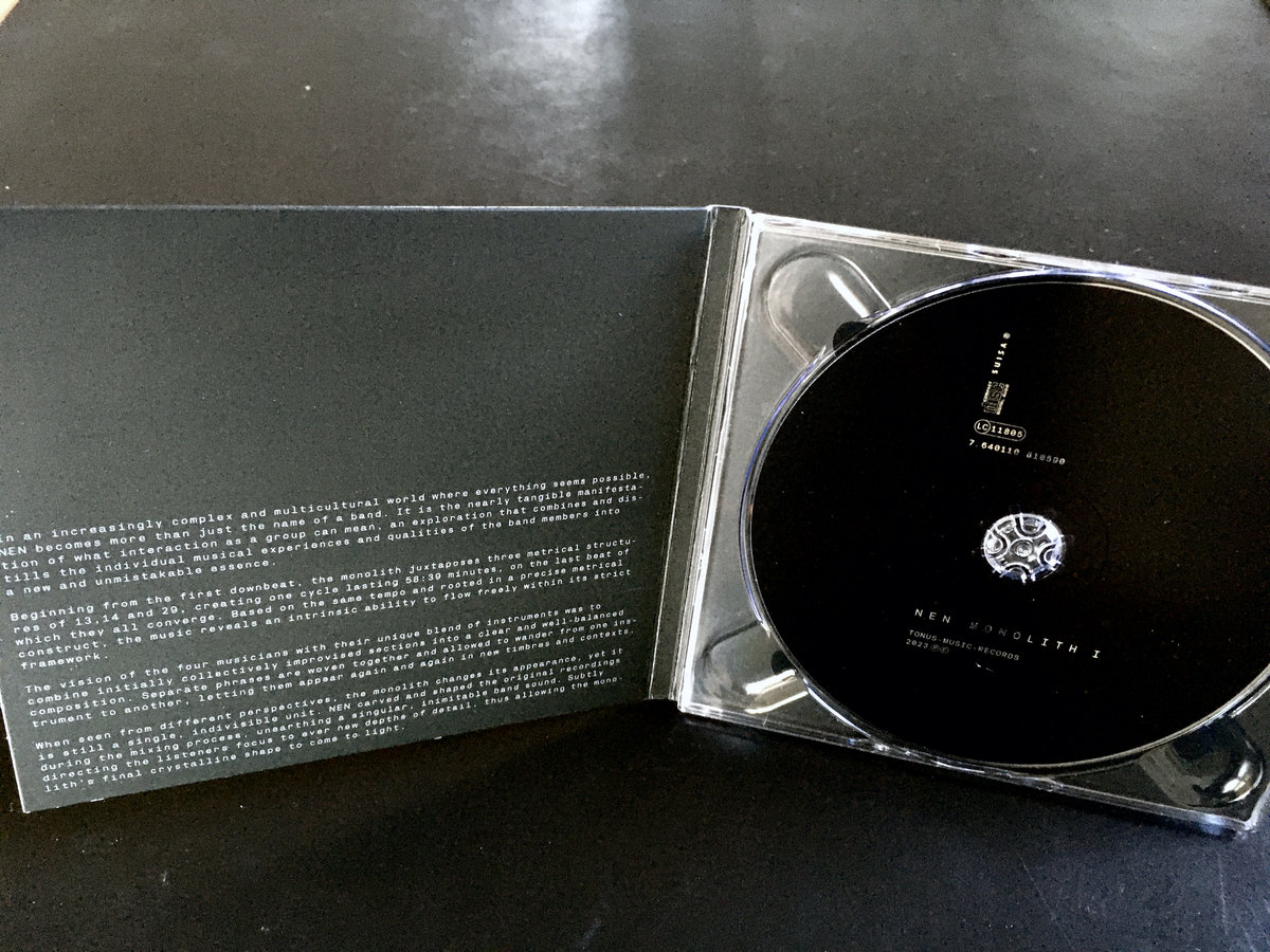 NEN – Monolith I | Ania Losinger Edition