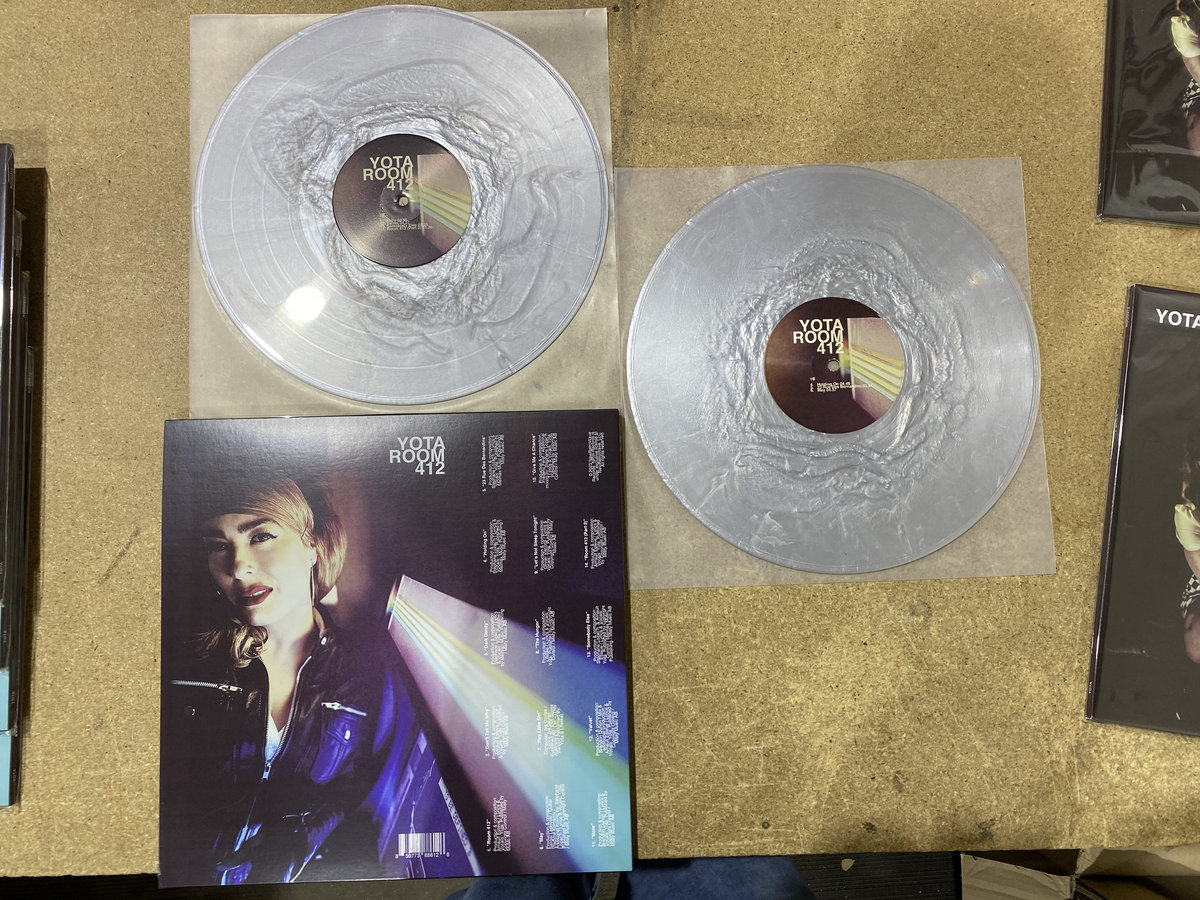 Room 412 | Yota | NewRetroWave