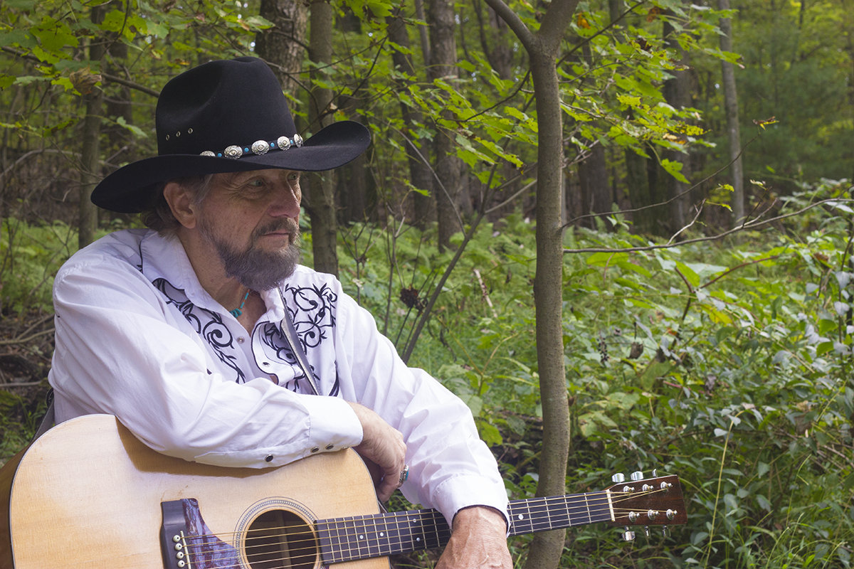 The Ghost Of All The Outlaws | Bob Randall