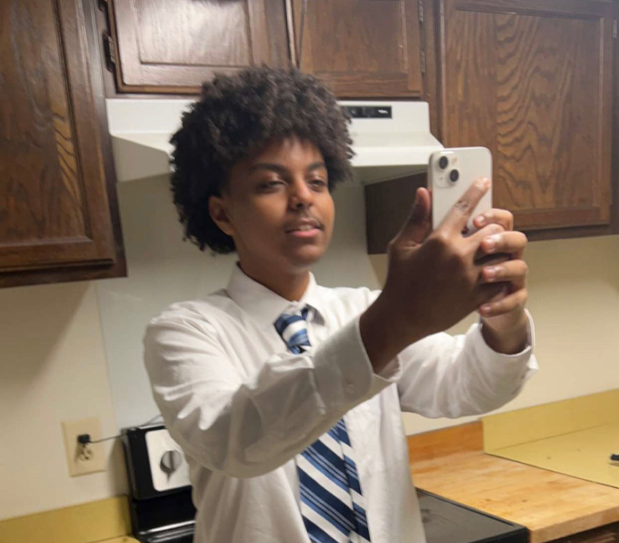 Gultures 2 | Herbert Jones