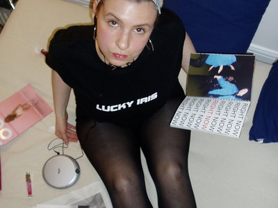 'LUCKY IRIS' t-shirt | Lucky Iris