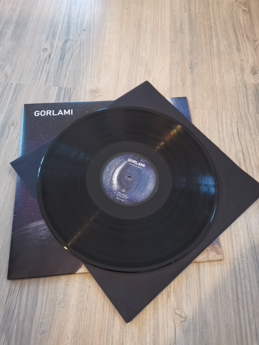 Between Two Worlds | GORLAMI