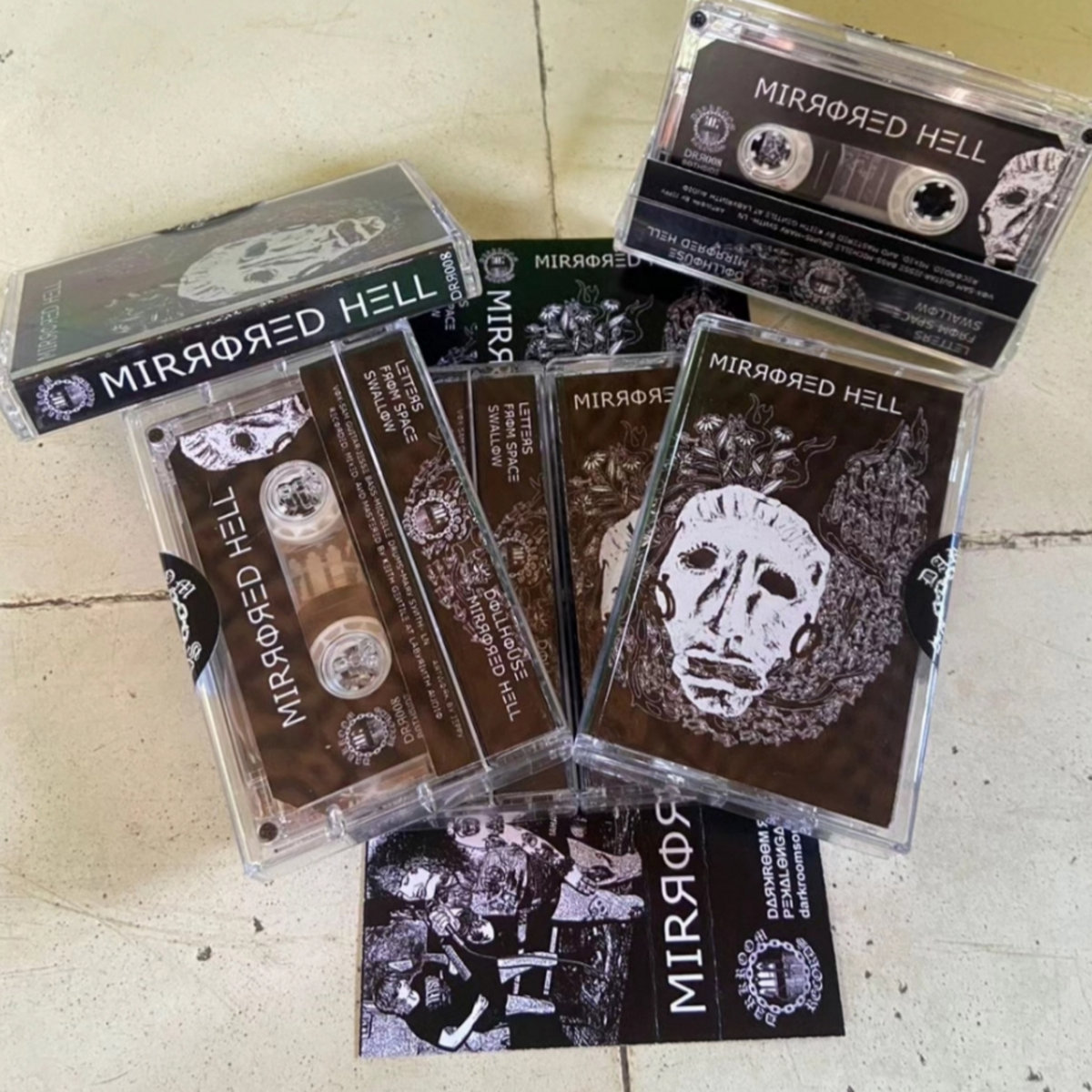 [ DRR008 ] S/T | MIRORRED HELL | DARKROOM