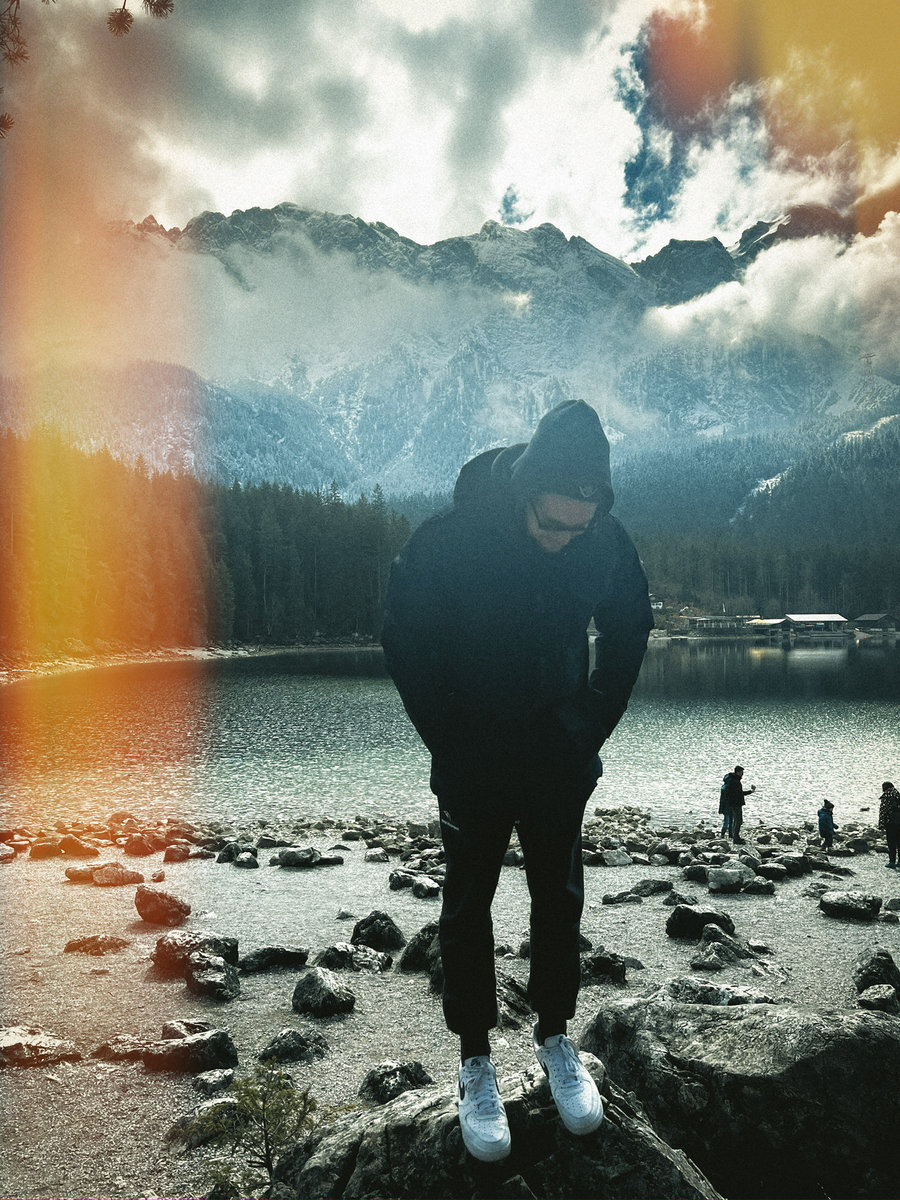 echoes of static | tapsy | Tapsy